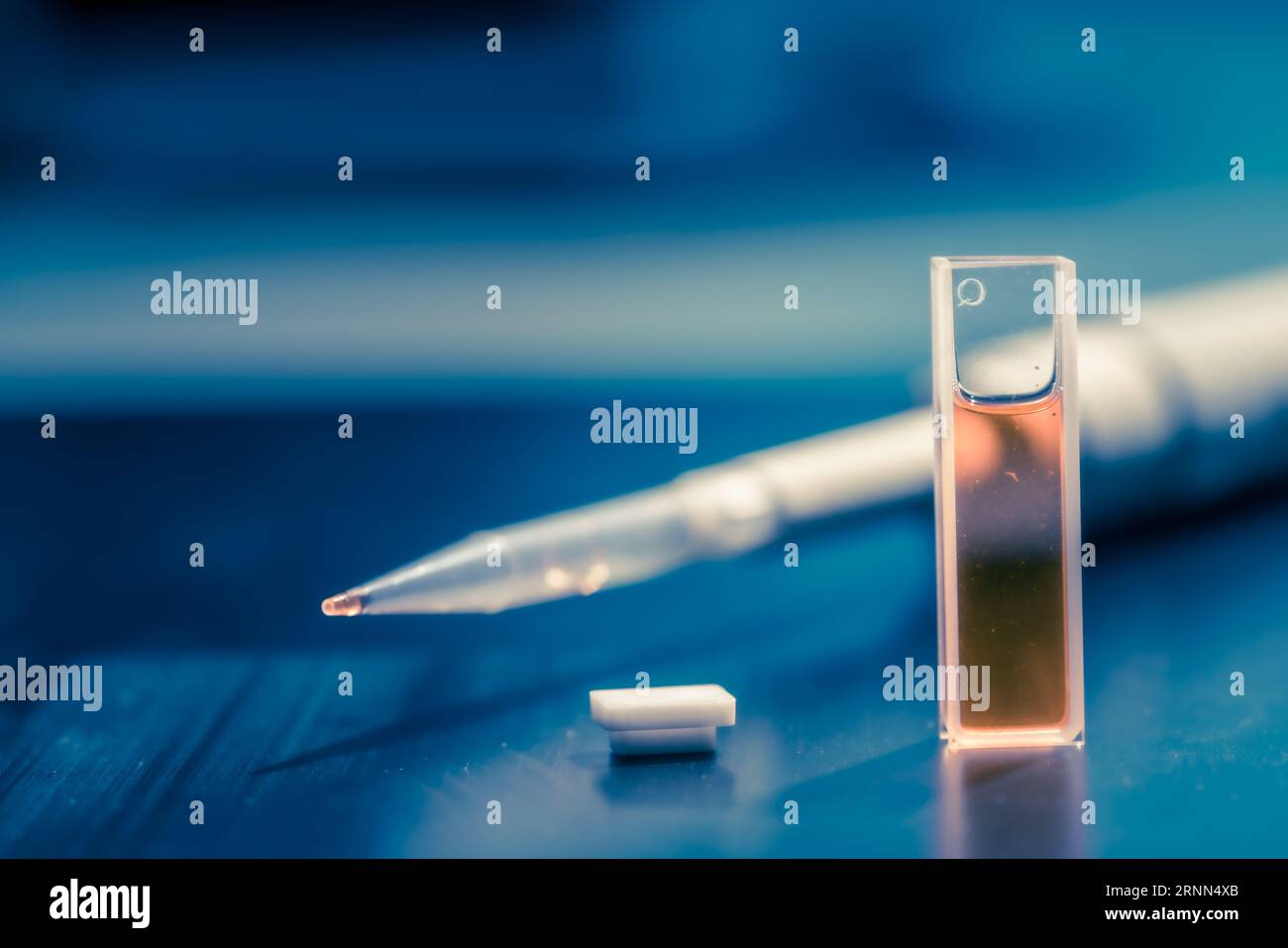 Absorbance transmittance hi-res stock photography and images - Alamy