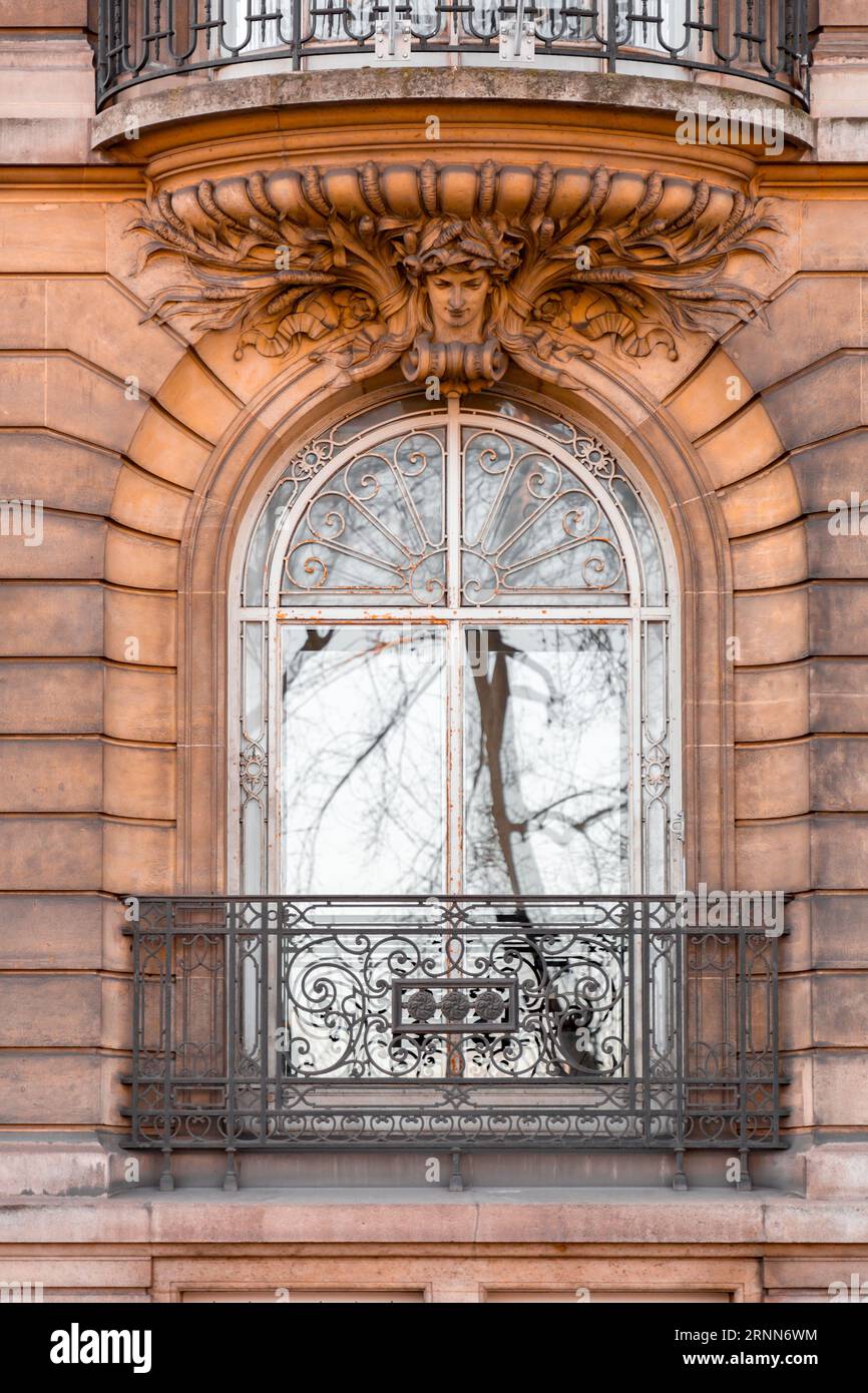Detail from typical French architecture in Paris, France Stock Photo ...