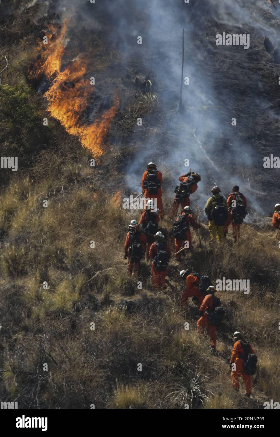Burbank fire hi-res stock photography and images - Alamy