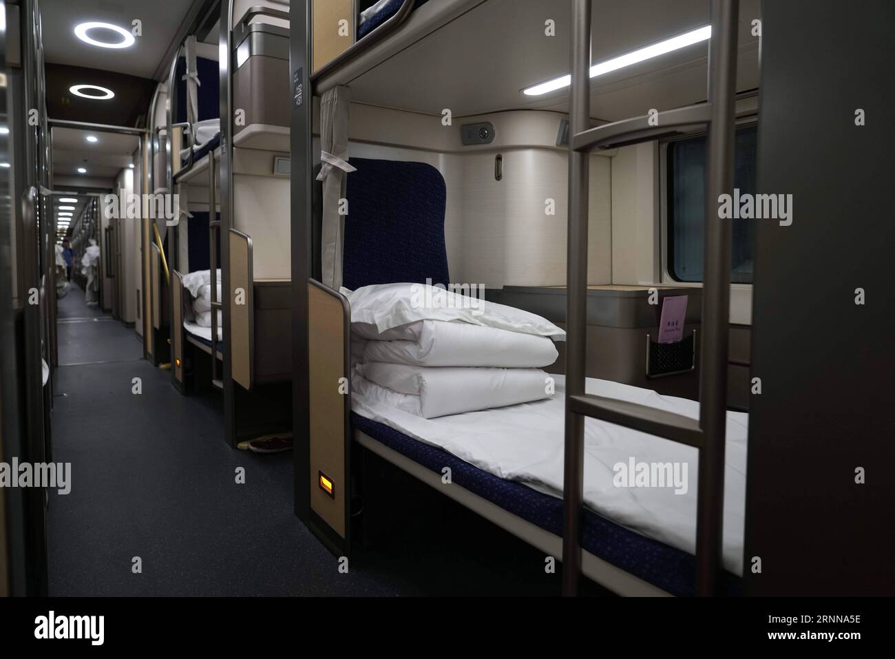 Sleeper trains hi-res stock photography and images - Alamy