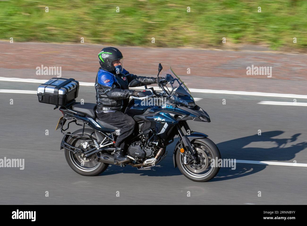 Benelli 502c impeccable Italian cruiser urban motorcycle travelling at ...