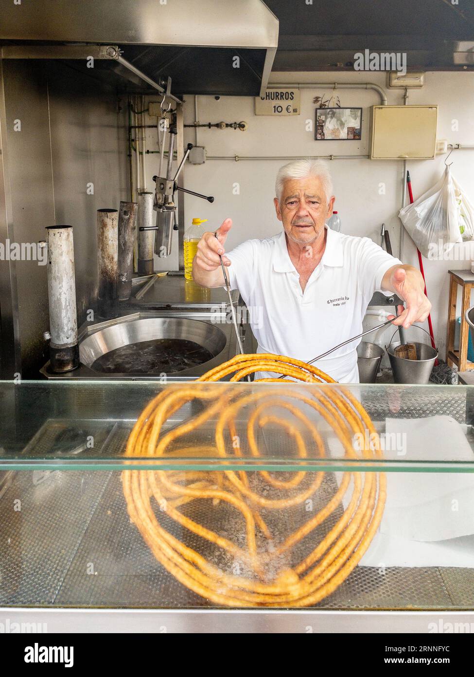 Crispy pastry maker hi-res stock photography and images - Alamy