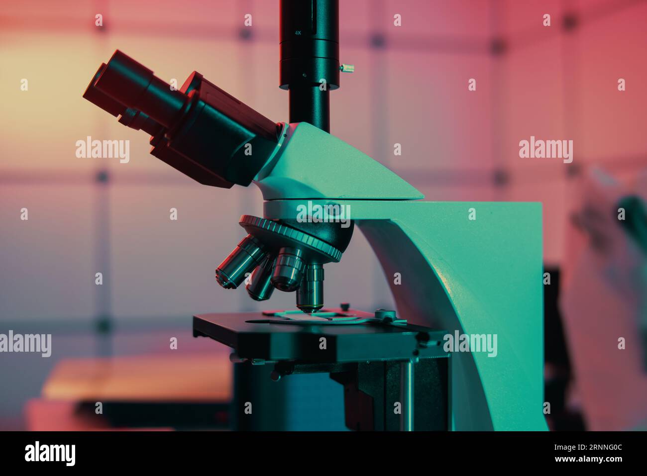 Histology: Optical microscopes are essential for examining thin tissue ...