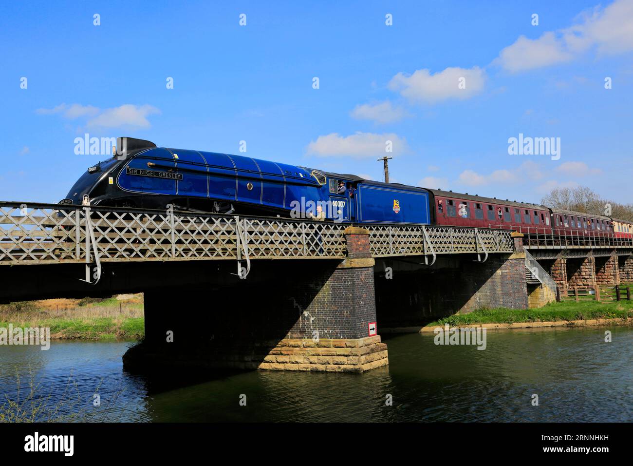 LNER Class A4 Pacific train, 60007 Sir Nigel Gresley at Nene Valley ...