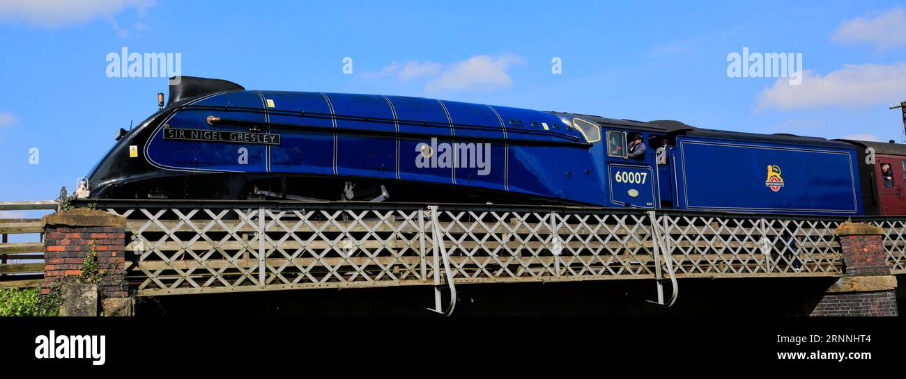 LNER Class A4 Pacific train, 60007 Sir Nigel Gresley at Nene Valley ...