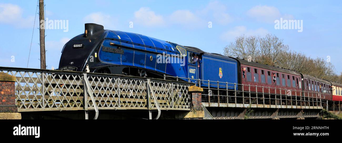 LNER Class A4 Pacific train, 60007 Sir Nigel Gresley at Nene Valley ...