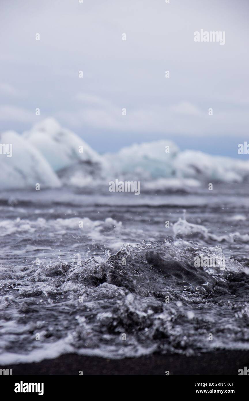Photographer at diamond beach hi-res stock photography and images - Alamy
