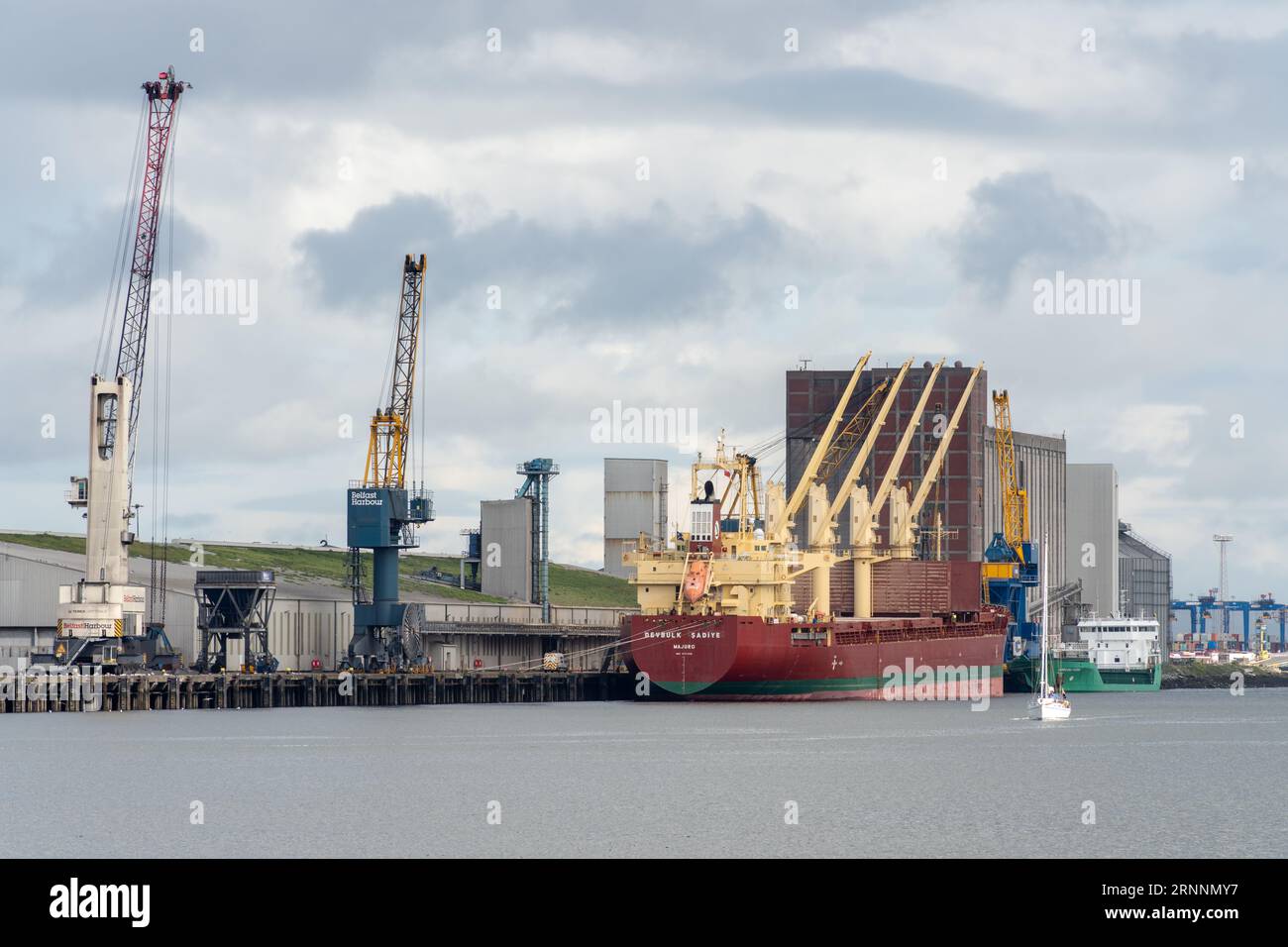 General cargo ship hi-res stock photography and images - Alamy