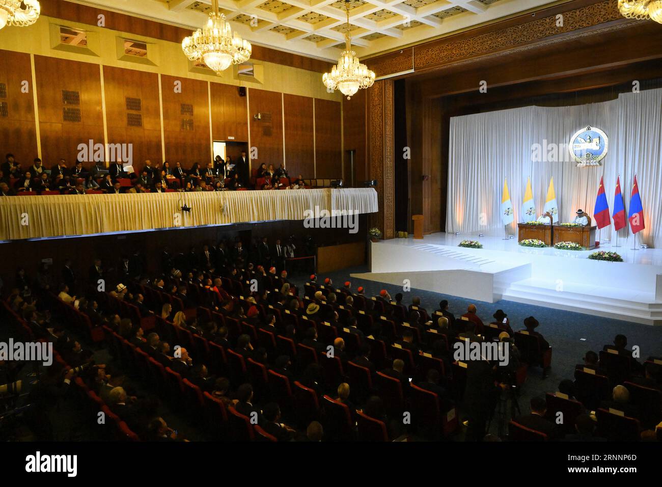 Ikh mongol hall hi-res stock photography and images - Alamy