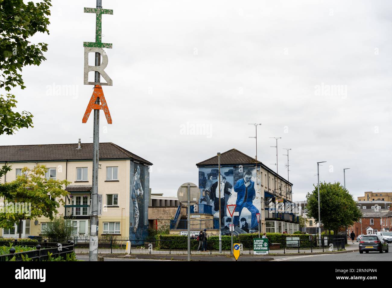 People's Gallery mural and IRA sign near Free Derry Corner in the Irish ...