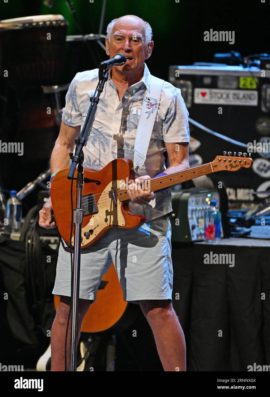 **FILE PHOTO** Jimmy Buffett Has Passed Away. HOLLYWOOD FL - FEBRUARY 15: Jimmy Buffett and The ...
