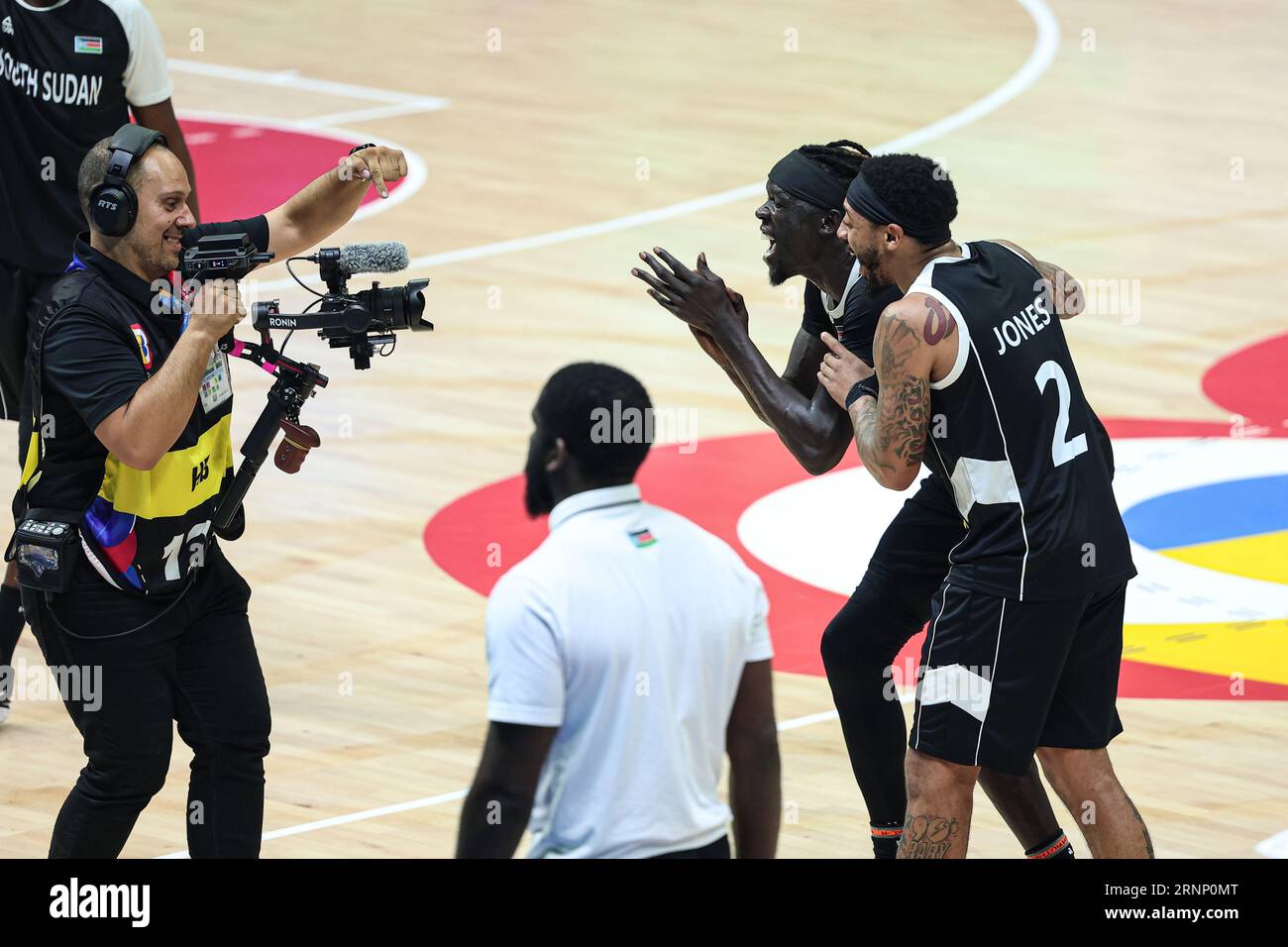 Manila, Philippines. 2nd Sep, 2023. Nuni Omot (2nd R) and Carlik Jones ...