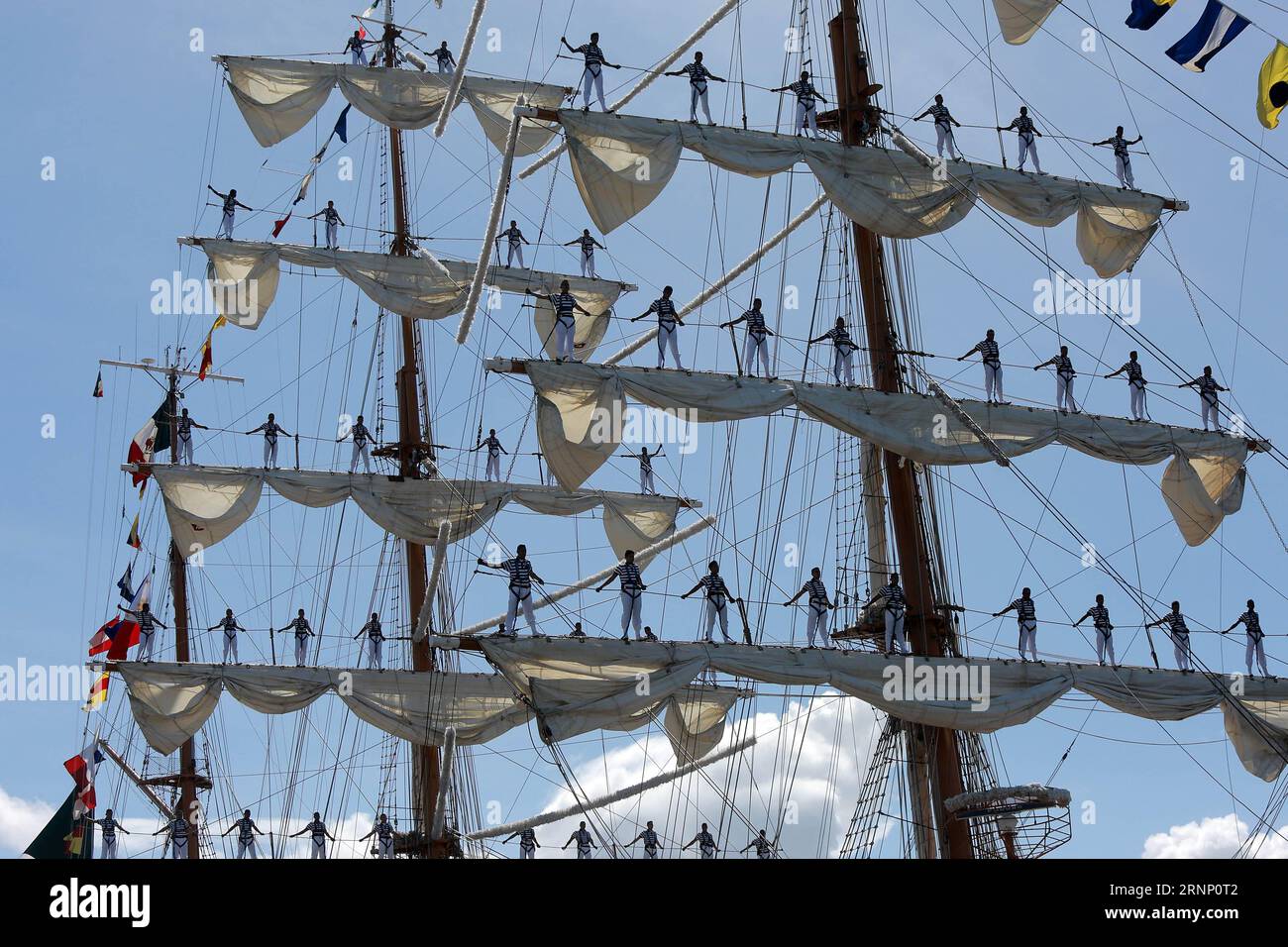 (170804) -- MANILA, Aug 4, 2017 -- Members of the Mexican Navy stand on ...