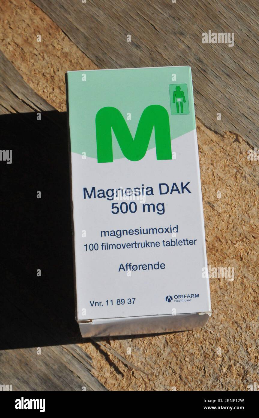 Magnesia dak tablets hi-res stock photography and images - Alamy