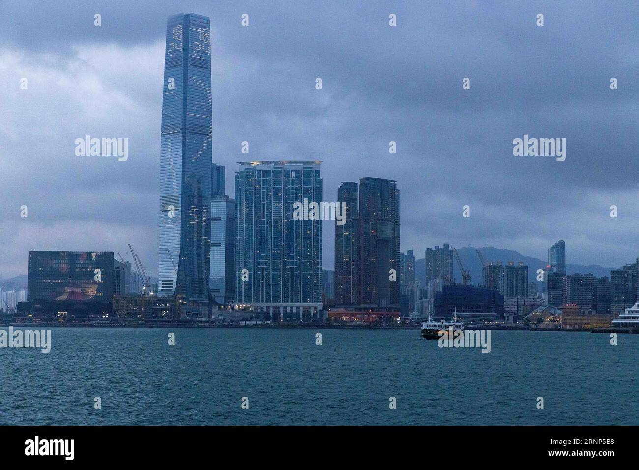 Hurricane signal no 10 hi-res stock photography and images - Alamy