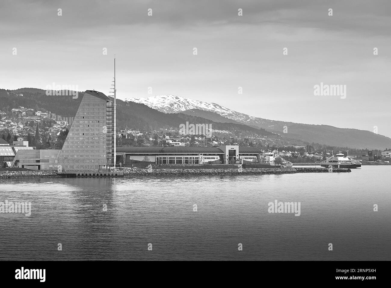 Black And White Photo Of The 16 Story, Norwegian SCANDIC SEILET Hotel ...