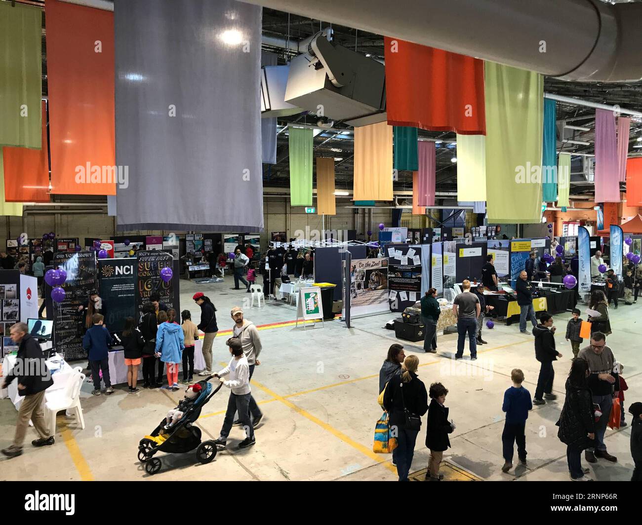 (170812) -- CANBERRA, Aug. 12, 2017 -- People visit the Science in ...