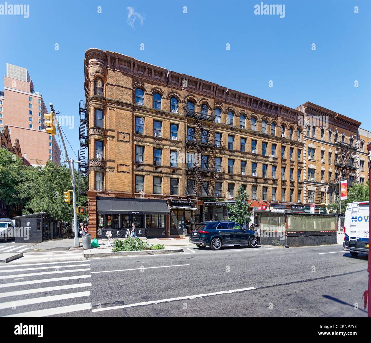 426 amsterdam ave hi-res stock photography and images - Alamy