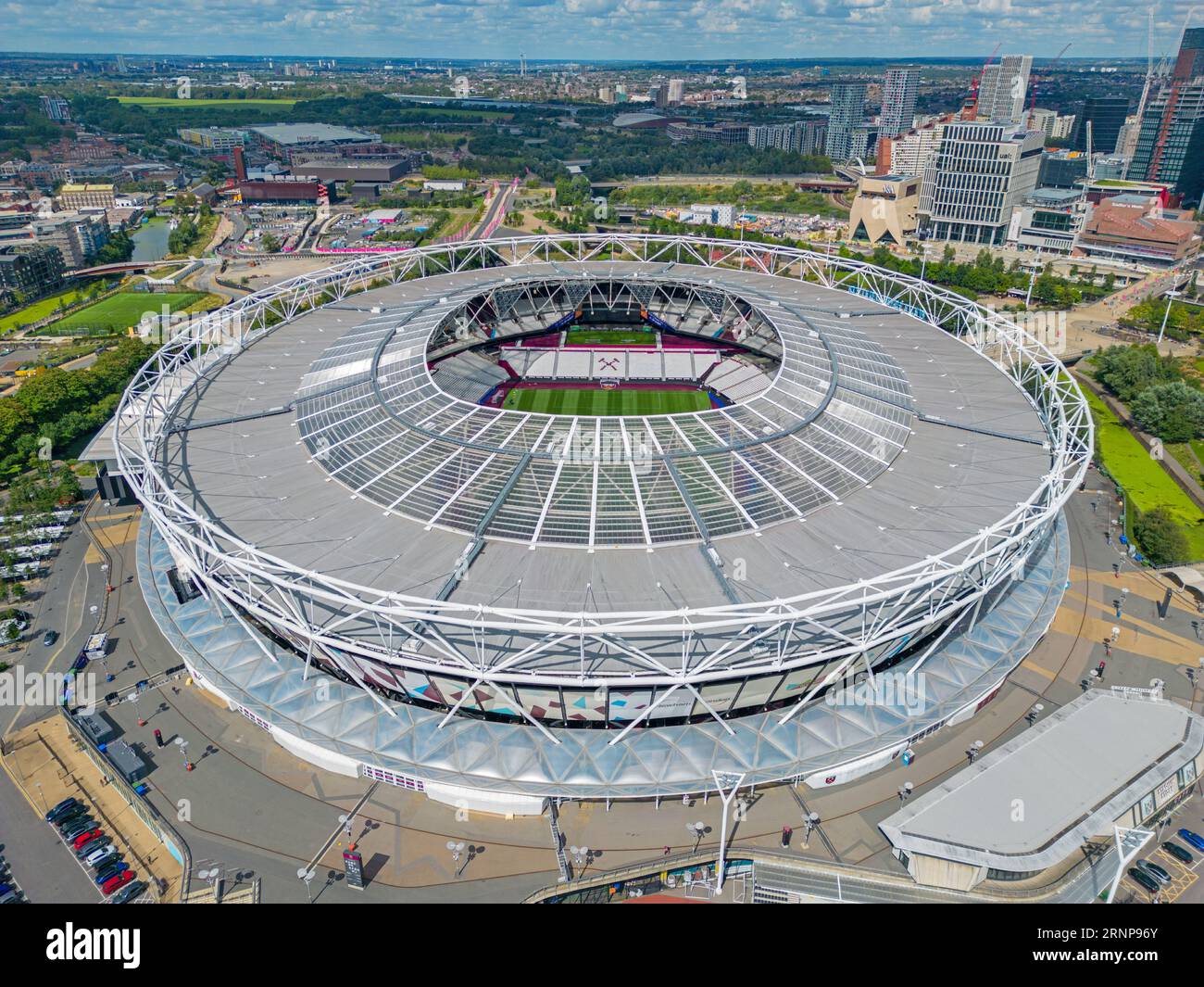 Olympic / West Ham Stadium - Picture of Excel Helicopters Charter🚭 ...