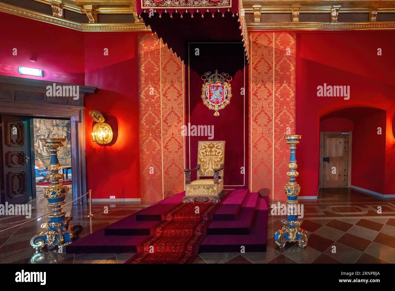 Throne Room at Palace of the Grand Dukes of Lithuania Interior ...
