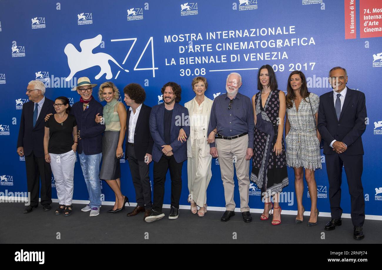 Anna rebecca hall hi-res stock photography and images - Alamy