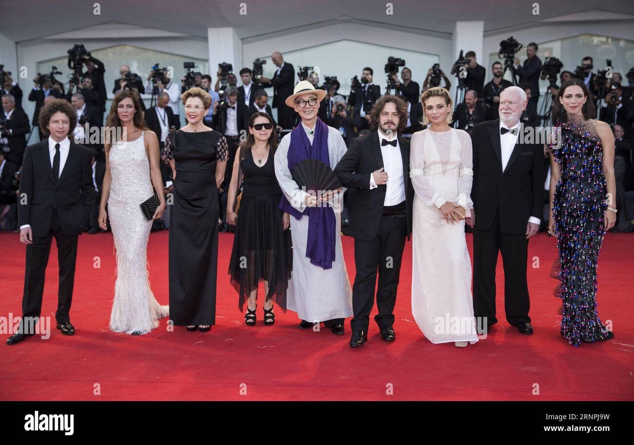 Anna rebecca hall hi-res stock photography and images - Alamy