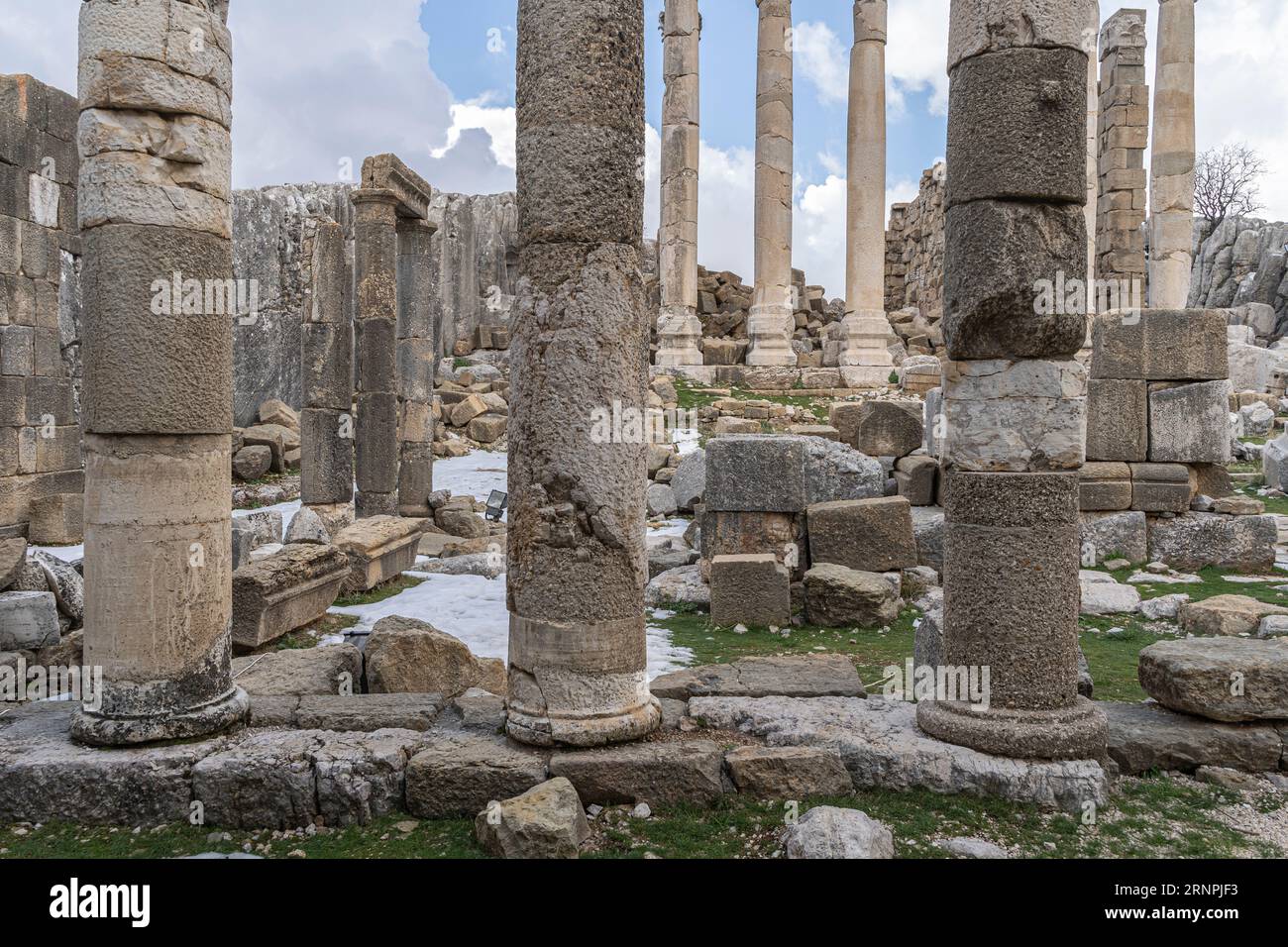 Ancient ruins antique rome near hi-res stock photography and images - Alamy