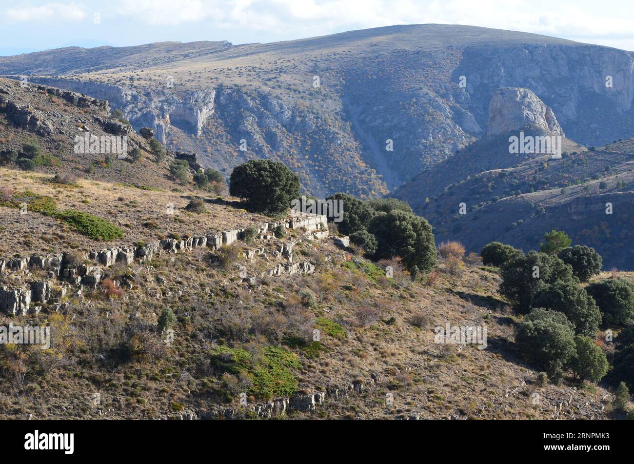Mediterranean biome mountains hi-res stock photography and images - Alamy