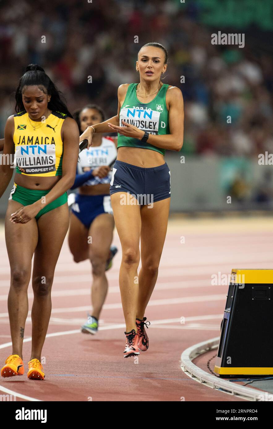 Sharlen Mawdsley of Ireland competing in the women’s 4x400m relay final ...