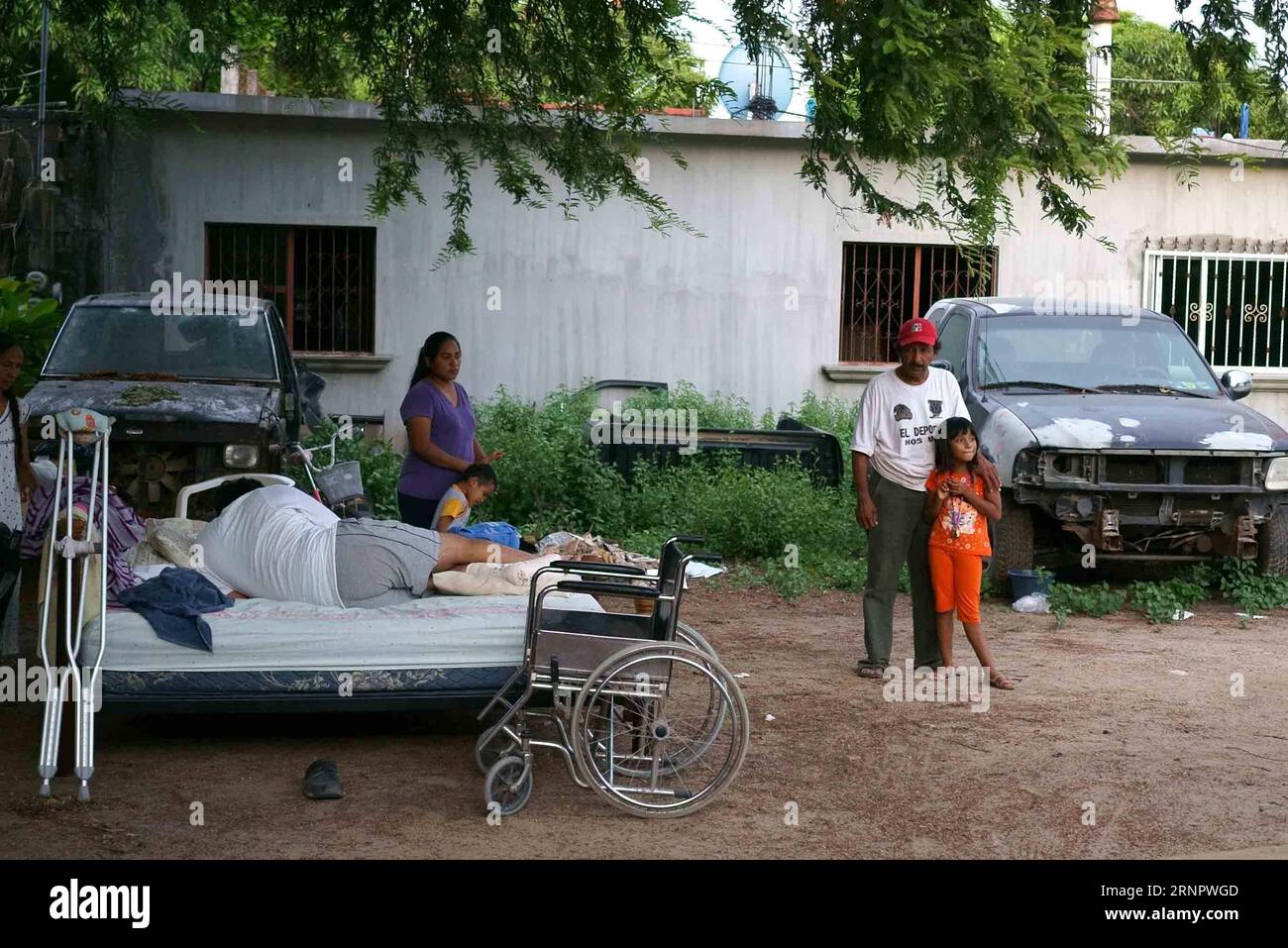 Mexico earthquake aftermath hi-res stock photography and images - Alamy