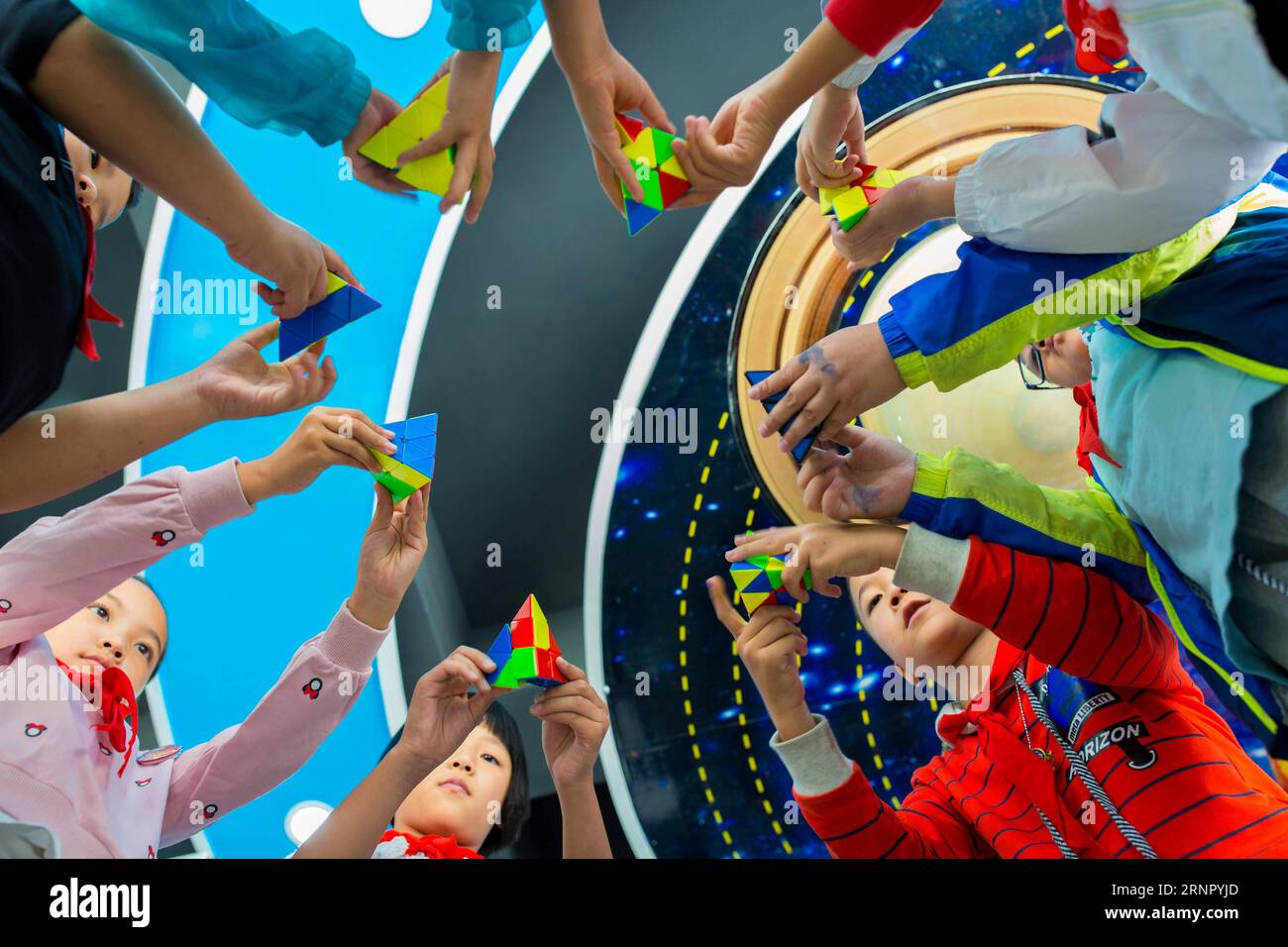 Primary memory hi-res stock photography and images - Alamy