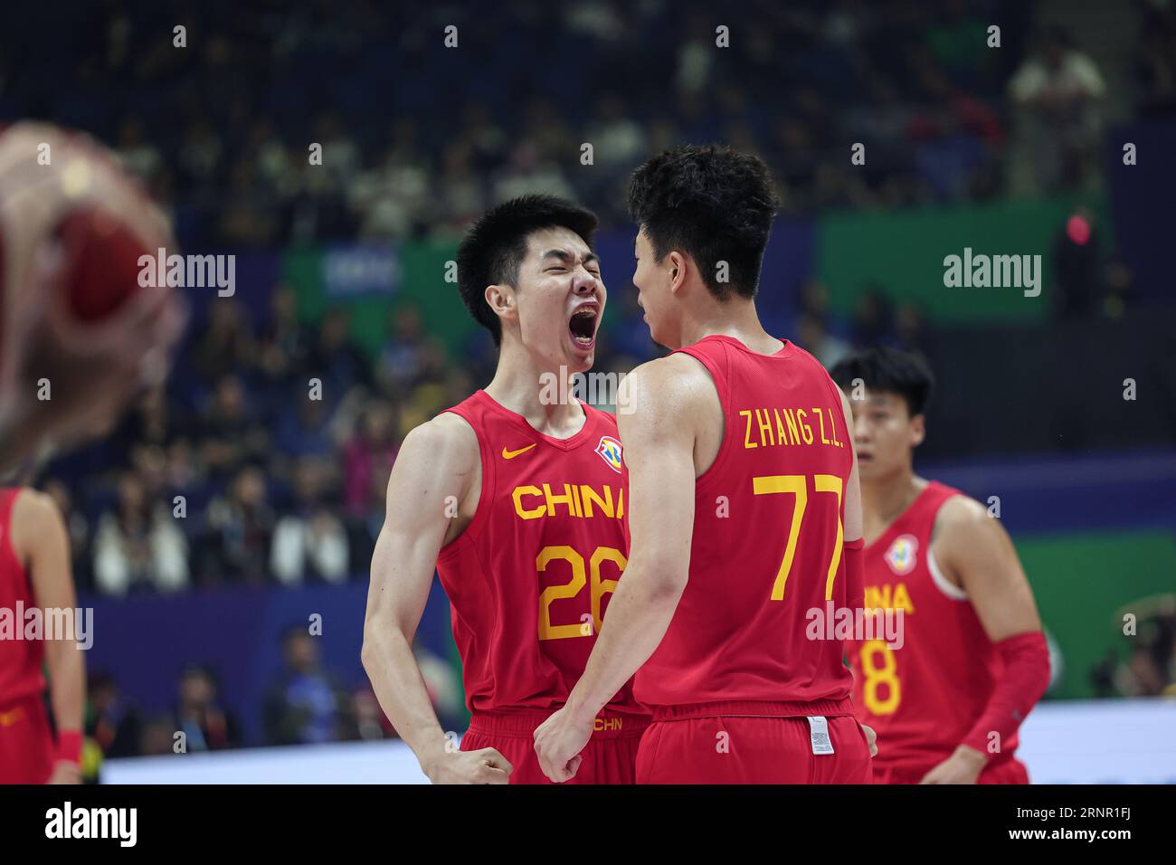Manila, Philippines. 2nd Sep, 2023. Zhu Junlong (L) of China celebrates ...