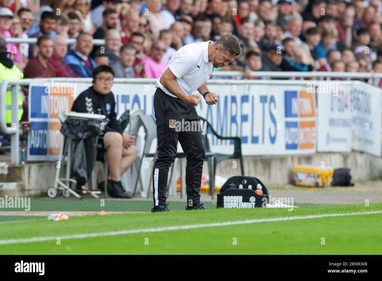 Jon cripps hi-res stock photography and images - Alamy