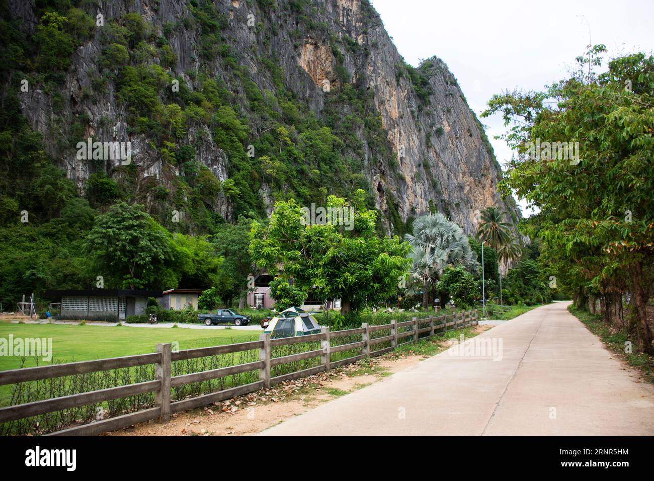 View landscape Khao Pla Ra limestone mountain and Hup Pa Tat valley ...