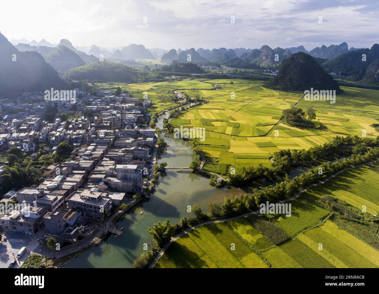 (170924) -- BAISE, Sept. 24, 2017 -- Photo taken on Sept. 24, 2017 ...