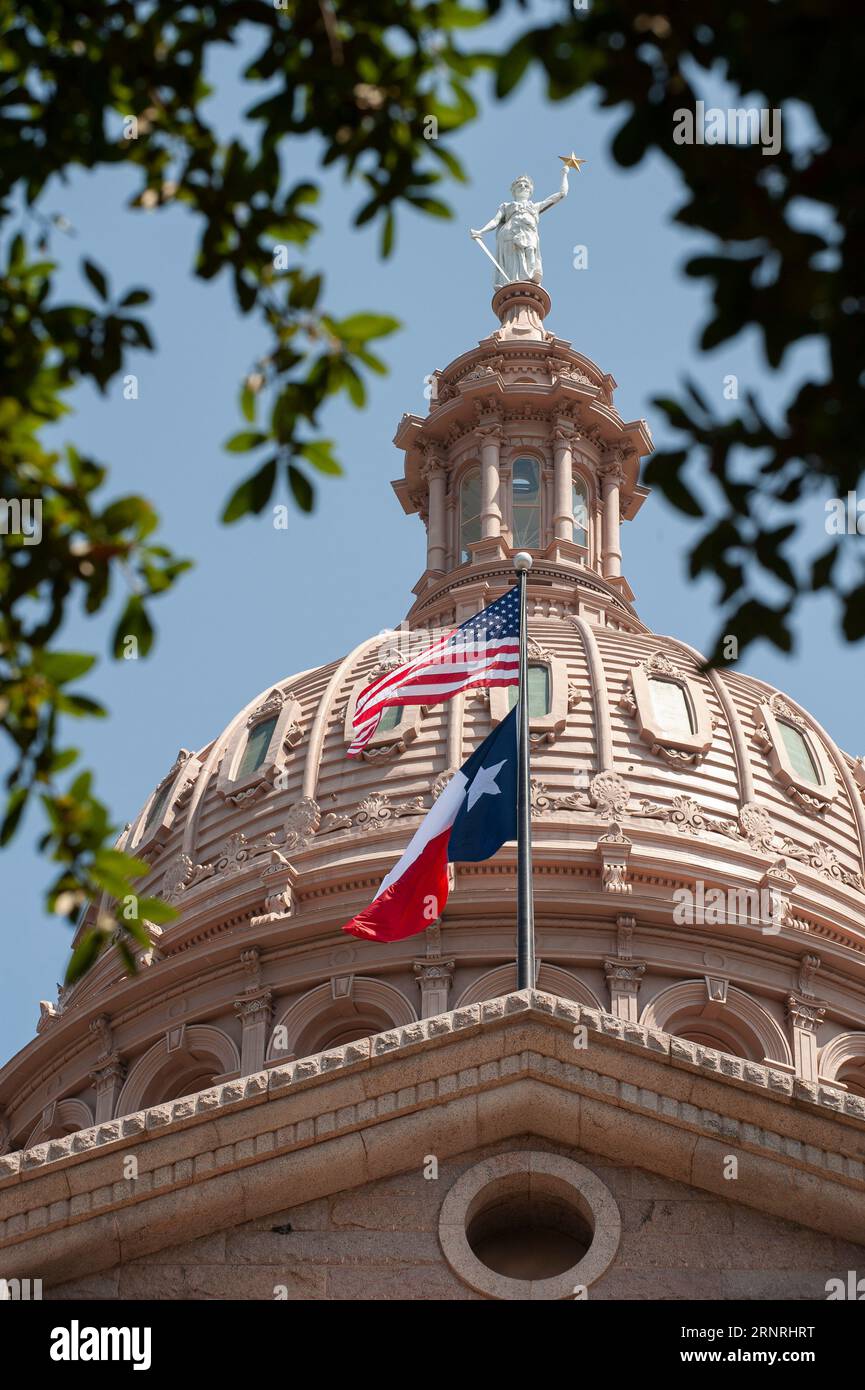 Texas state capitol building flags hi-res stock photography and images ...