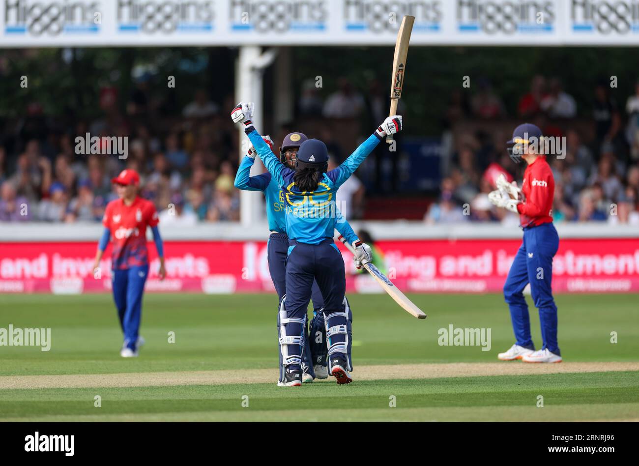 Vishmi gunaratne hi-res stock photography and images - Alamy