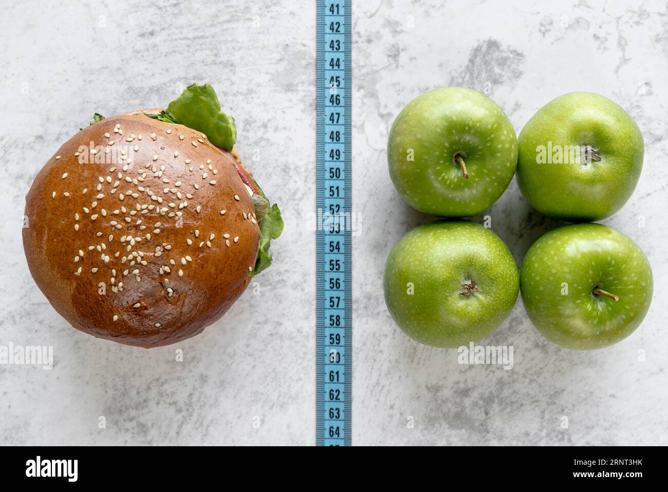 Measurement comparison hi-res stock photography and images - Alamy