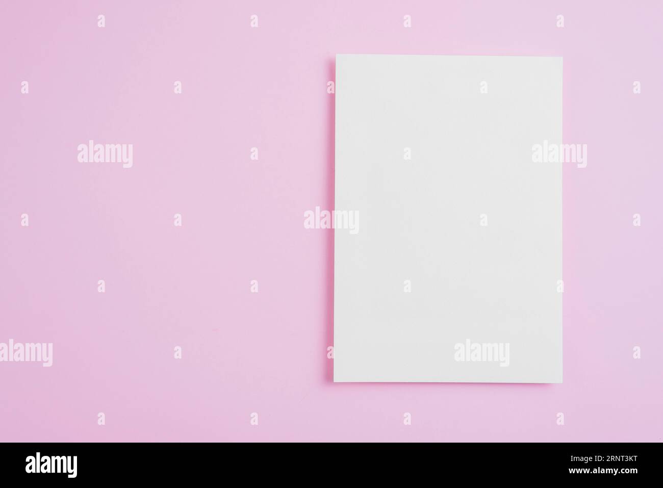 Empty paper sheet hi-res stock photography and images - Alamy