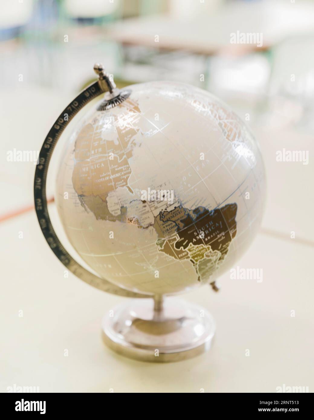 Artistic balance hi-res stock photography and images - Alamy