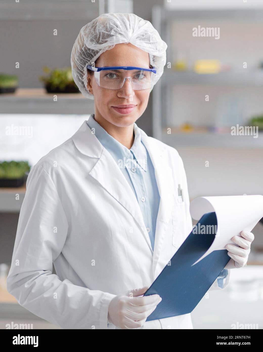 Laboratory exploration hi-res stock photography and images - Alamy