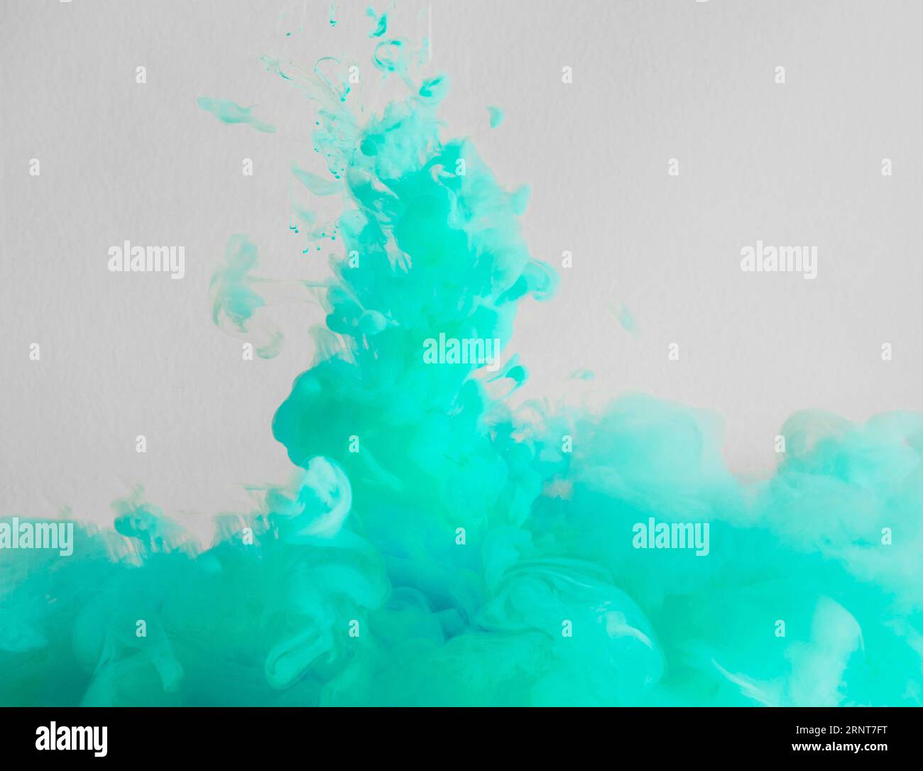 Azure climate hi-res stock photography and images - Alamy