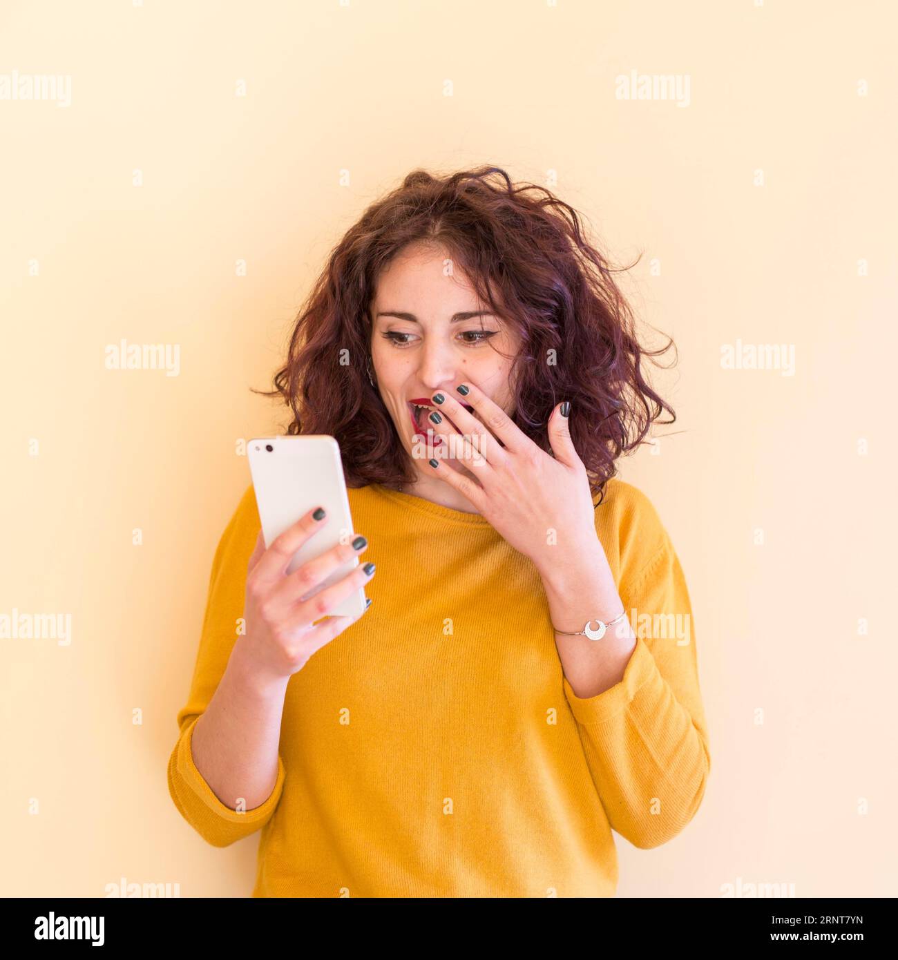Blogger using hi-res stock photography and images - Alamy