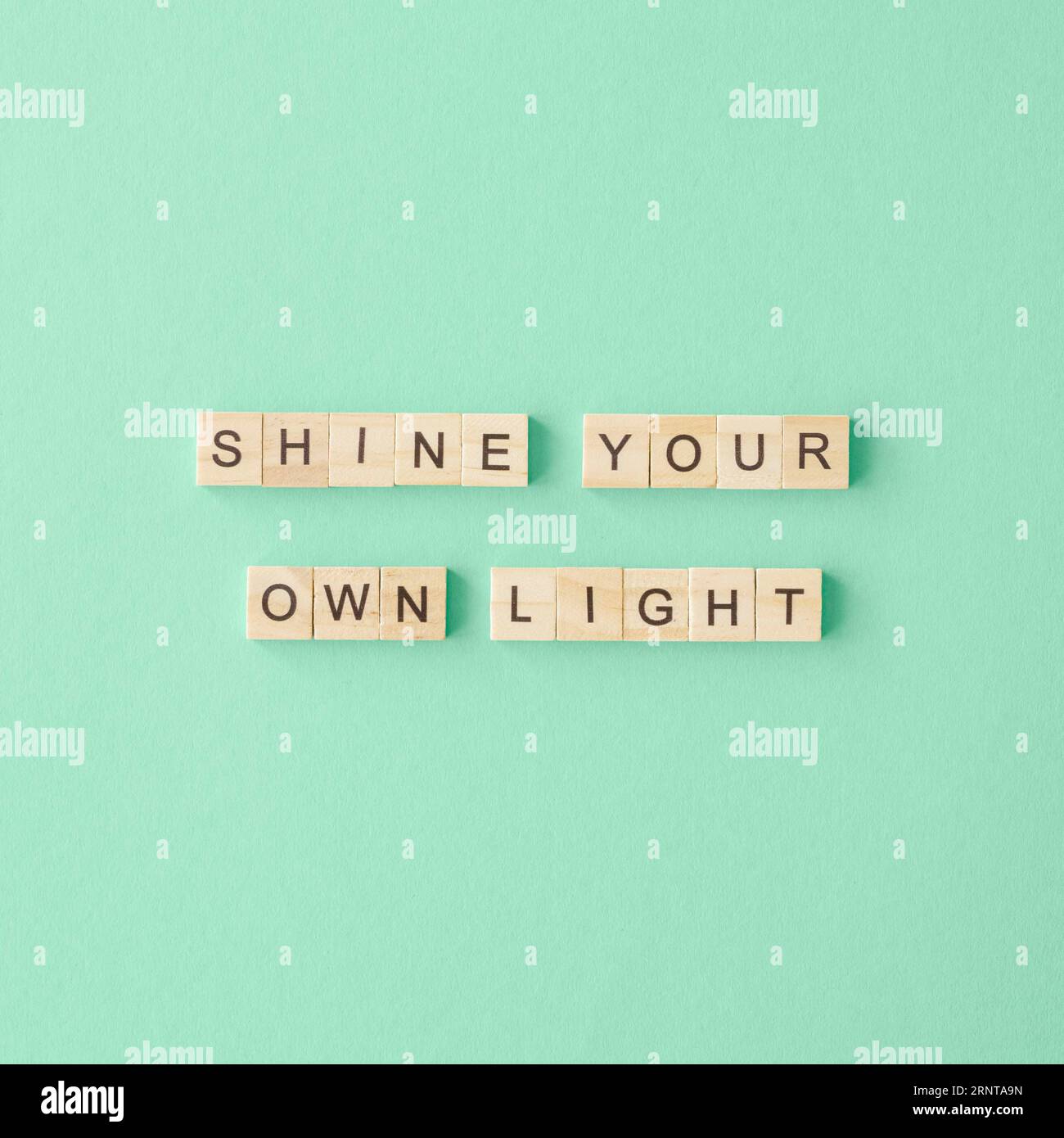 Motivational text green background Stock Photo - Alamy