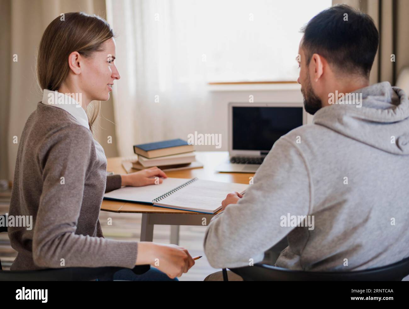 Back view teacher student home Stock Photo - Alamy Back view teacher student home Stock Photo - Alamy