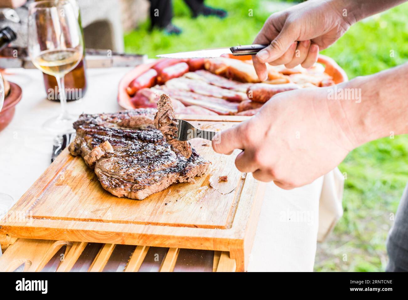 Roasted beef meat outdoors hi-res stock photography and images - Alamy