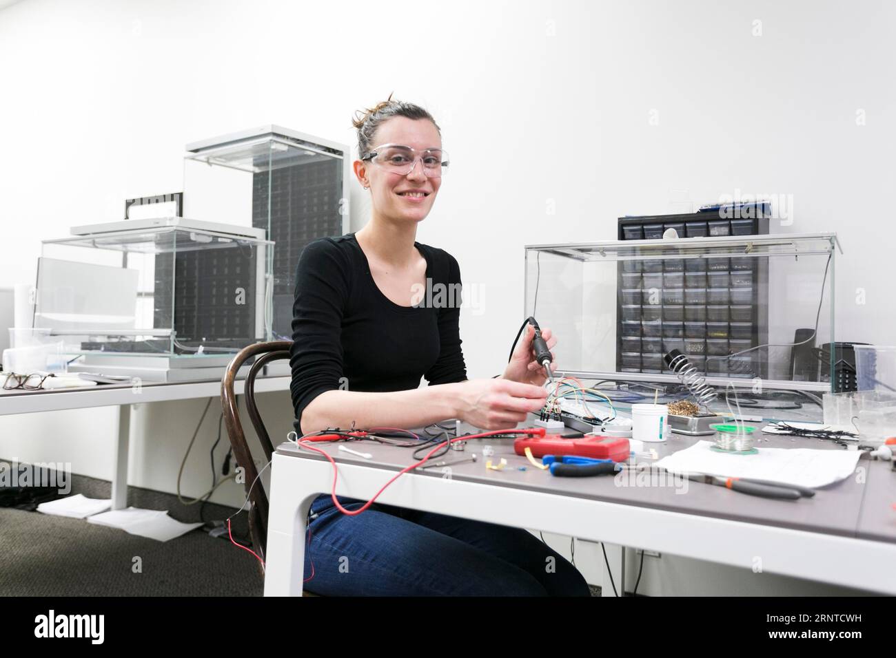 Studio technician hi-res stock photography and images - Alamy