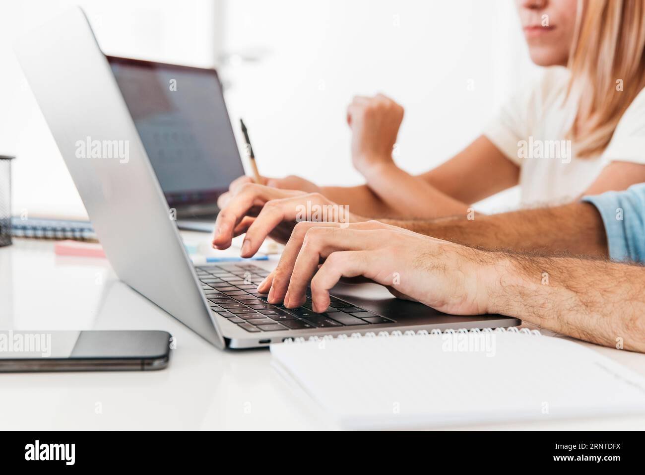 Woman typing laptop keyboard blogger hi-res stock photography and ...