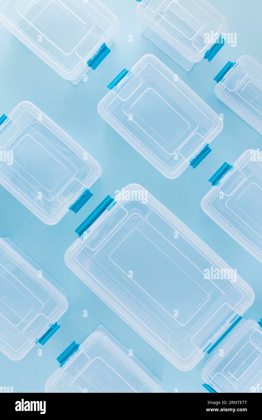 Flat lay organized plastic food containers Stock Photo - Alamy