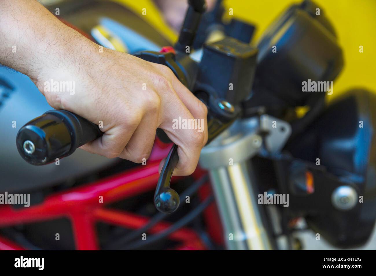 Speed handle hi-res stock photography and images - Alamy